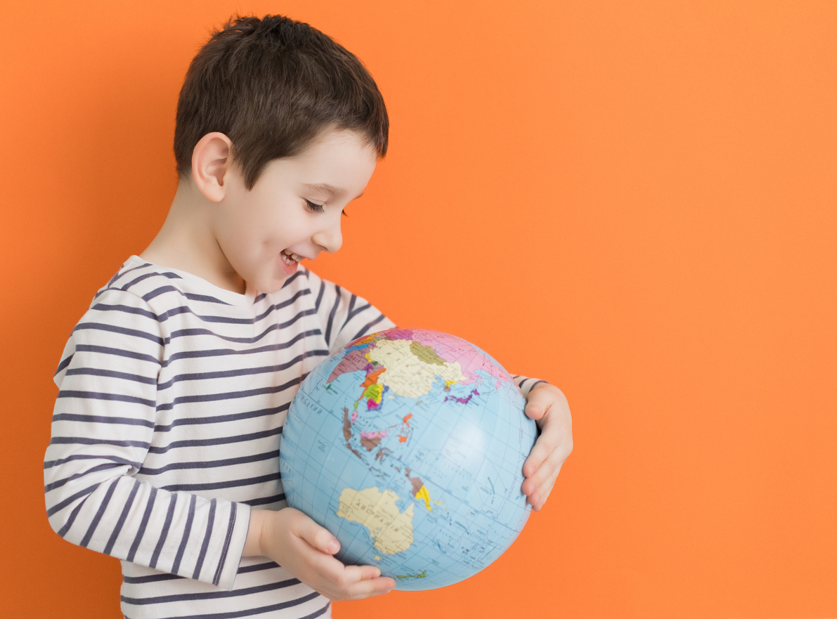What is Biliteracy and How to Raise a Biliterate Child? | LingoCircle